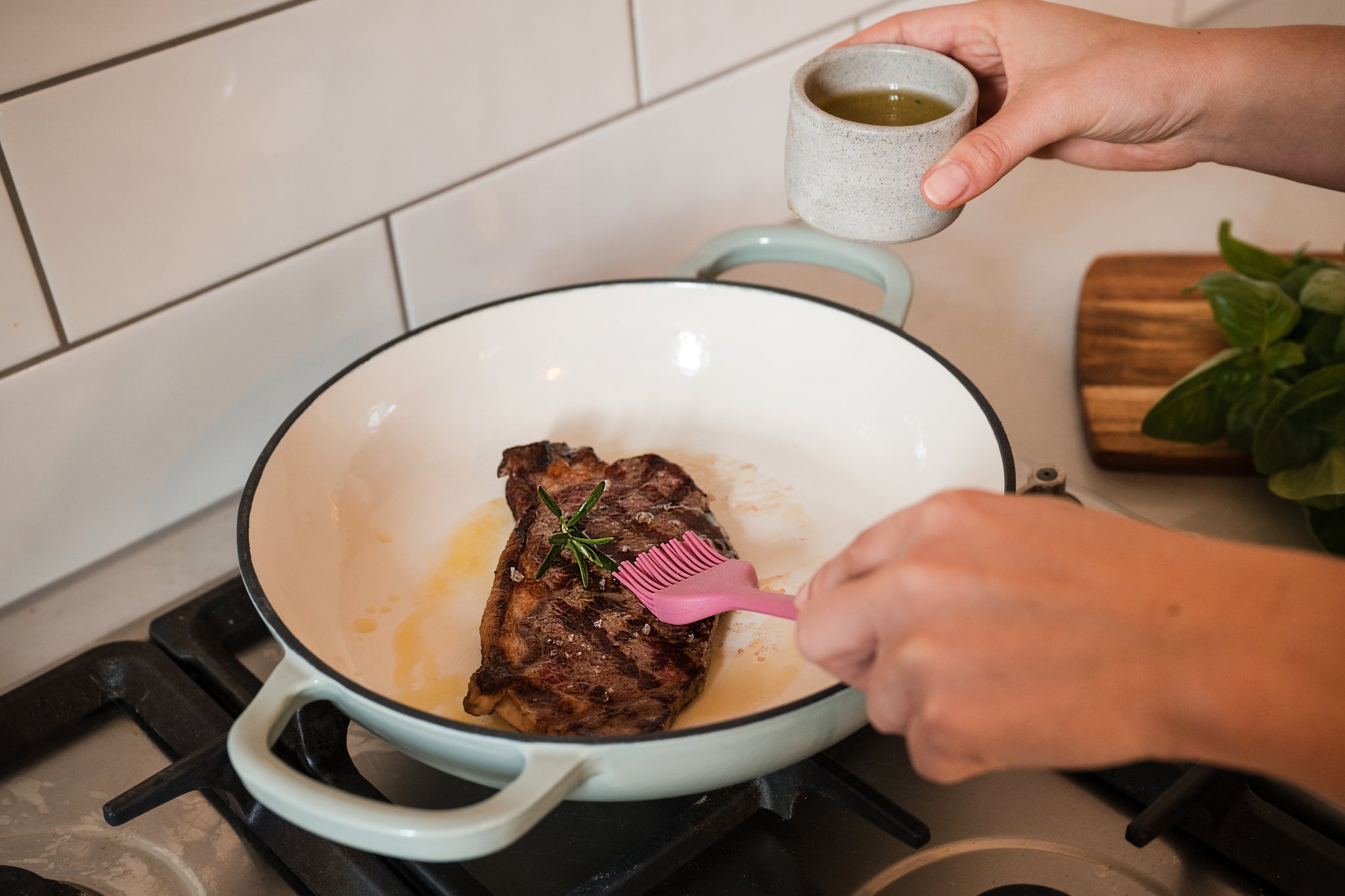 Perfect Basting Techniques for Juicy Meats – Starpack